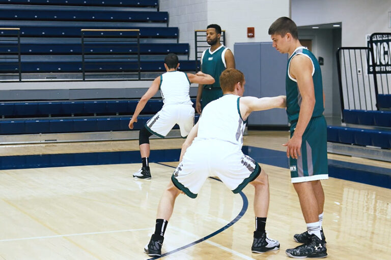 Basketball Box Out: Defensive Fundamentals and Teaching Points - Part 1 ...